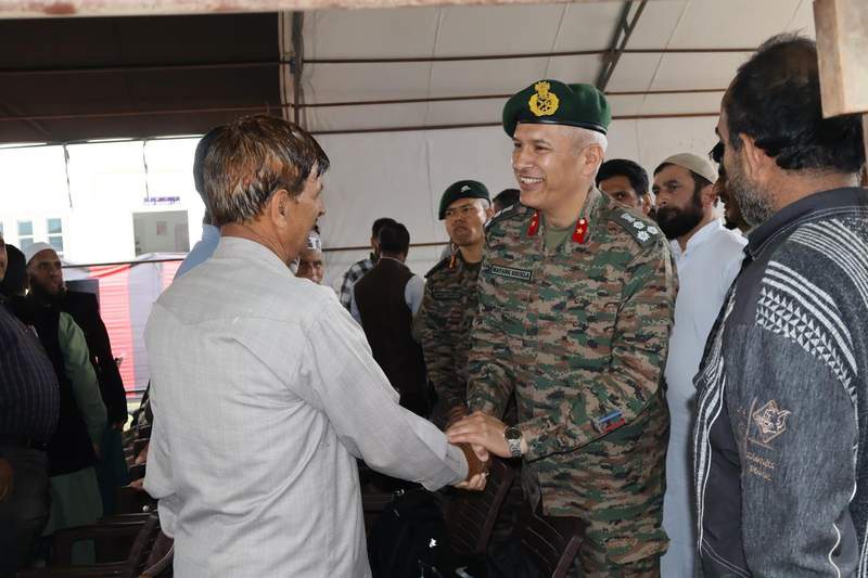 Indian Army hosts Ex-Servicemen rally at Chinar Nau Jawan Club in ...