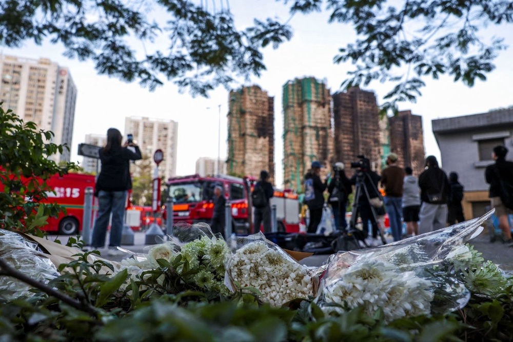 HK calls off rescue efforts after worst fire in decades