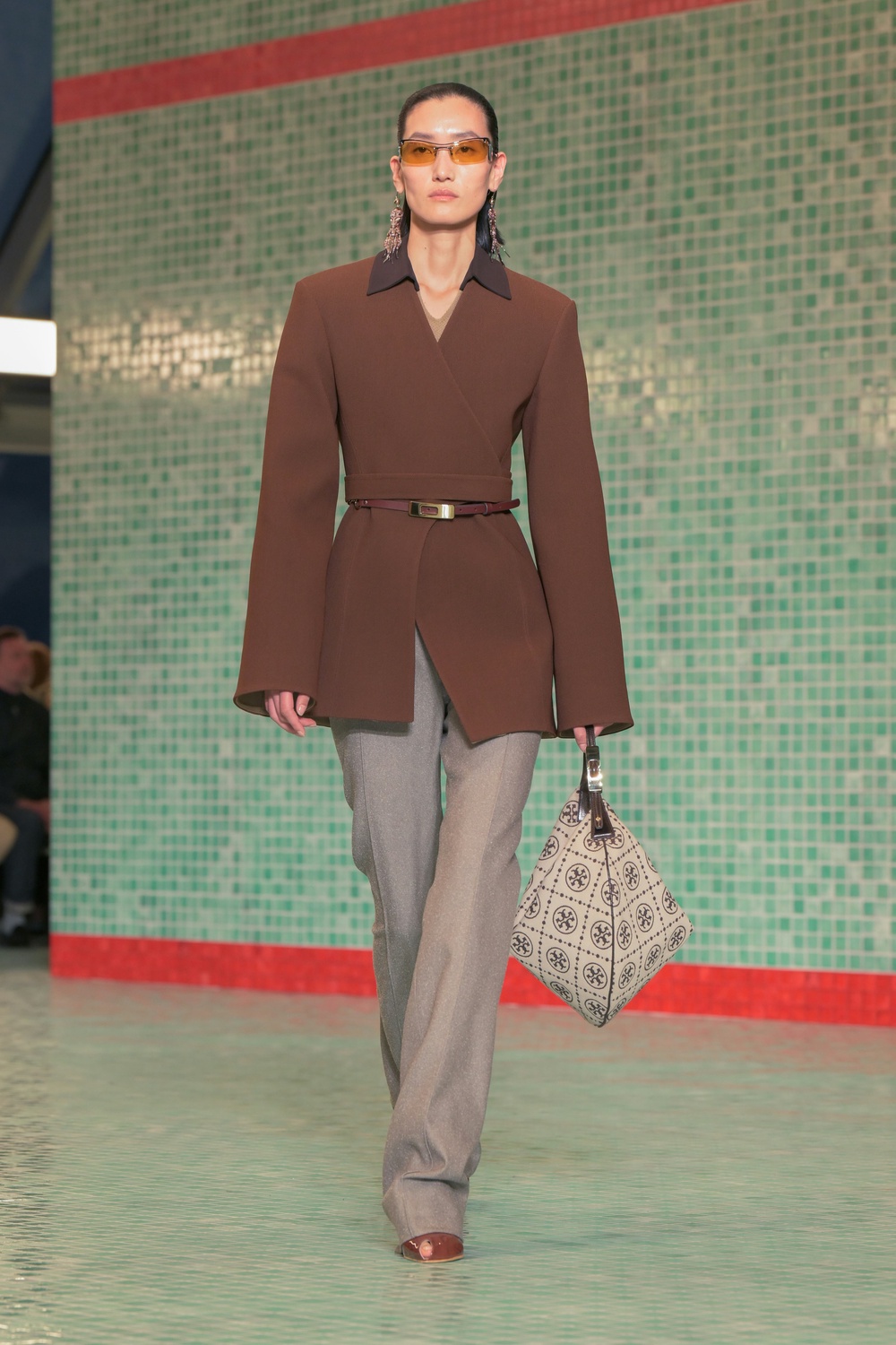 12 Ways to Wear Mocha Mousse: Pantone's Most Timeless Color of the Year