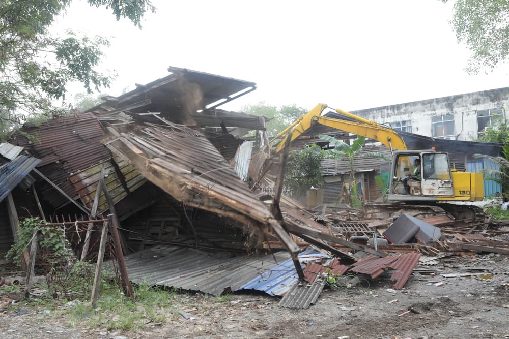 The Untold Human, Political, and Historical Battle Behind the Jalan ...