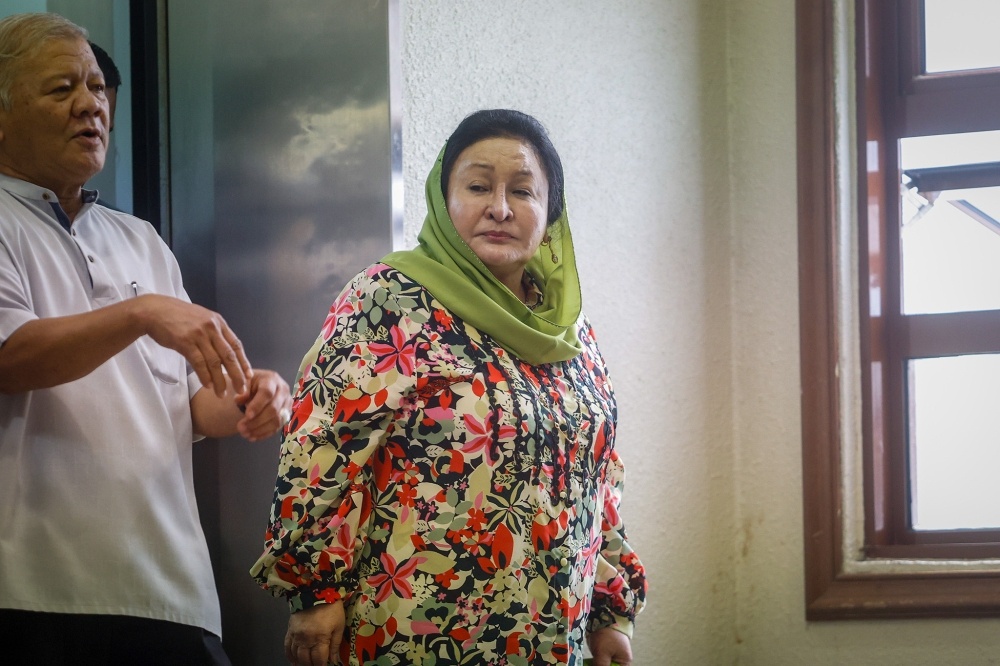 Rosmah: Family Pain Should Not Be Celebrated. She Voices Heartache ...