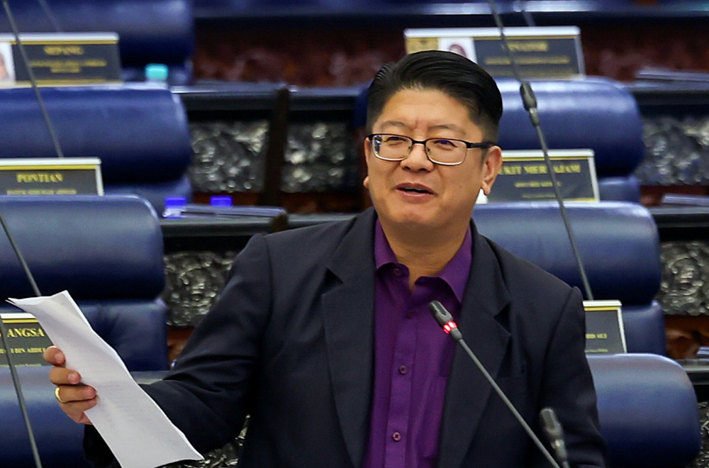 Pertahan Pendirian, Ewon Benedick Letak Jawatan Menteri KUSKOP