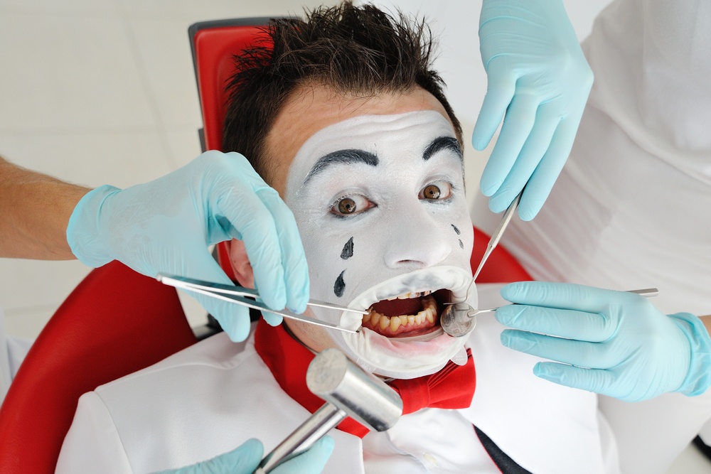 Watch Out for Fake Dentists!
