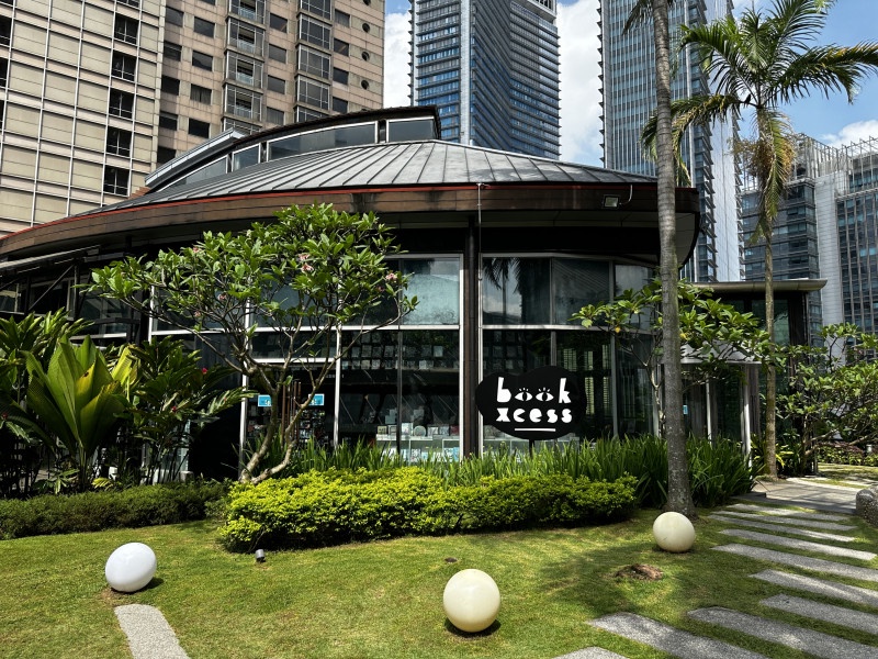 Quiet in the city: BookXcess The Rooftop opens at The Gardens Mall