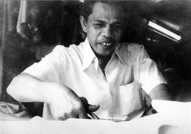 [VIDEO] The legacy of Omar Ali – traditional baju Melayu since 1935