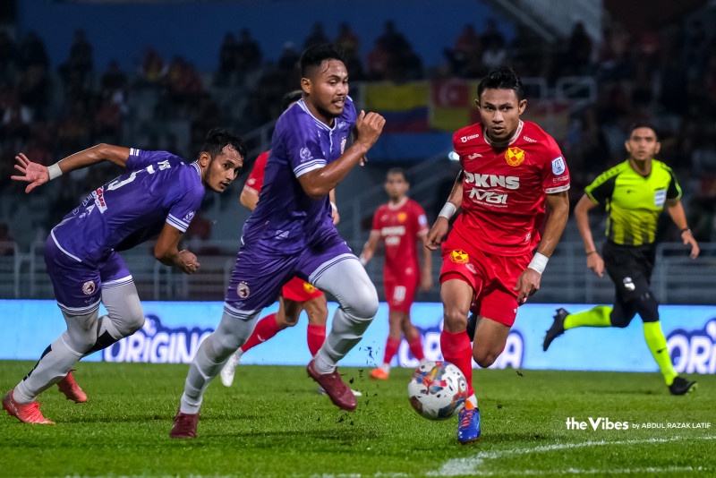 Selangor FC coach aims to develop more young football stars