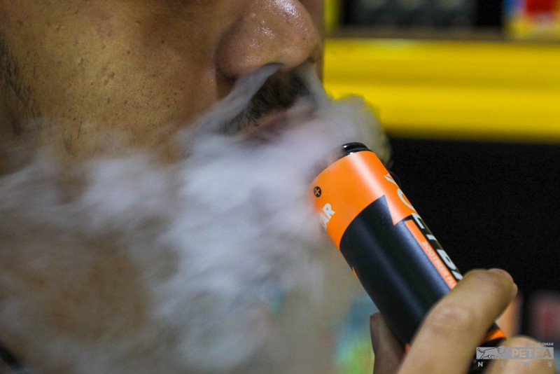 Treatment for vaping-related lung injury costs over RM150,000 per patient