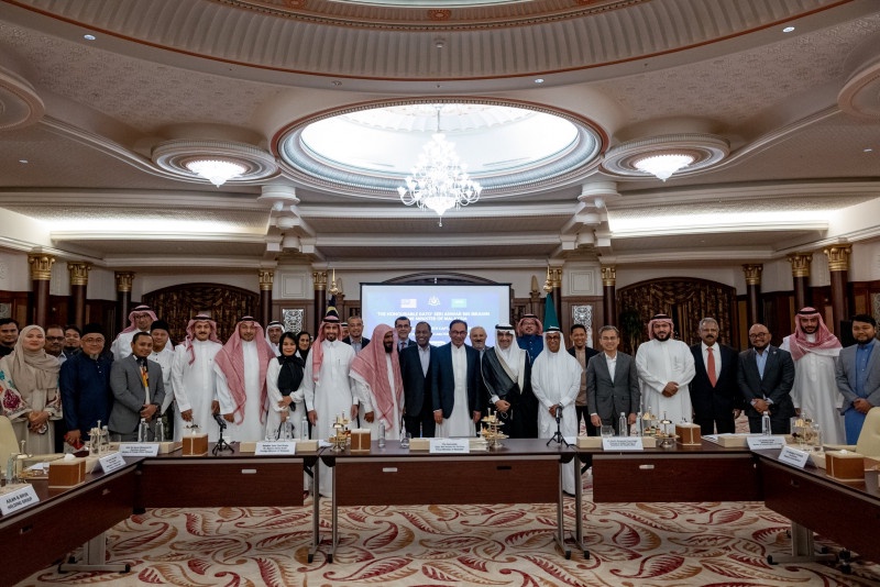 Anwar witnesses signing of MoUs between Malaysia-Saudi Arabia companies