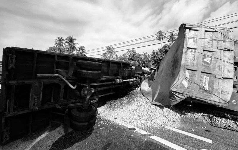Special Task Force to investigate fatal FRU crash in Teluk Intan