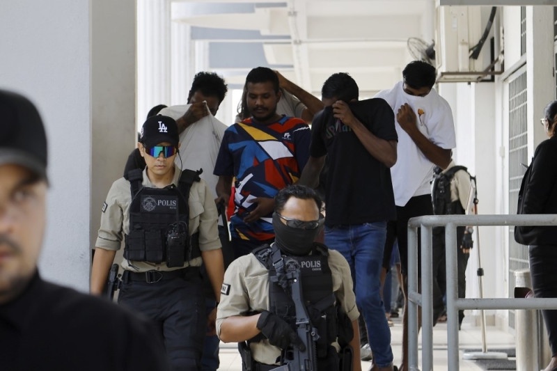 Three notorious ‘Captain Praba’ gang fugitives extradited from India ...