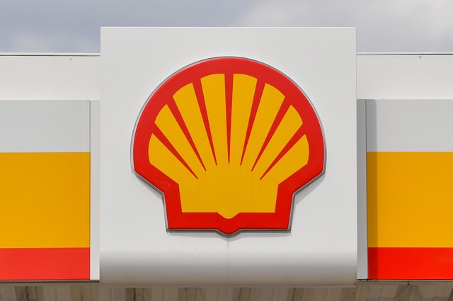 Shell is studying merits of buying BP