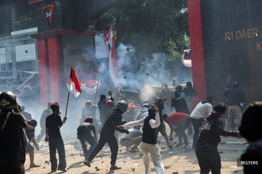 Police killing sparks Indonesia unrest in first major test for Prabowo ...