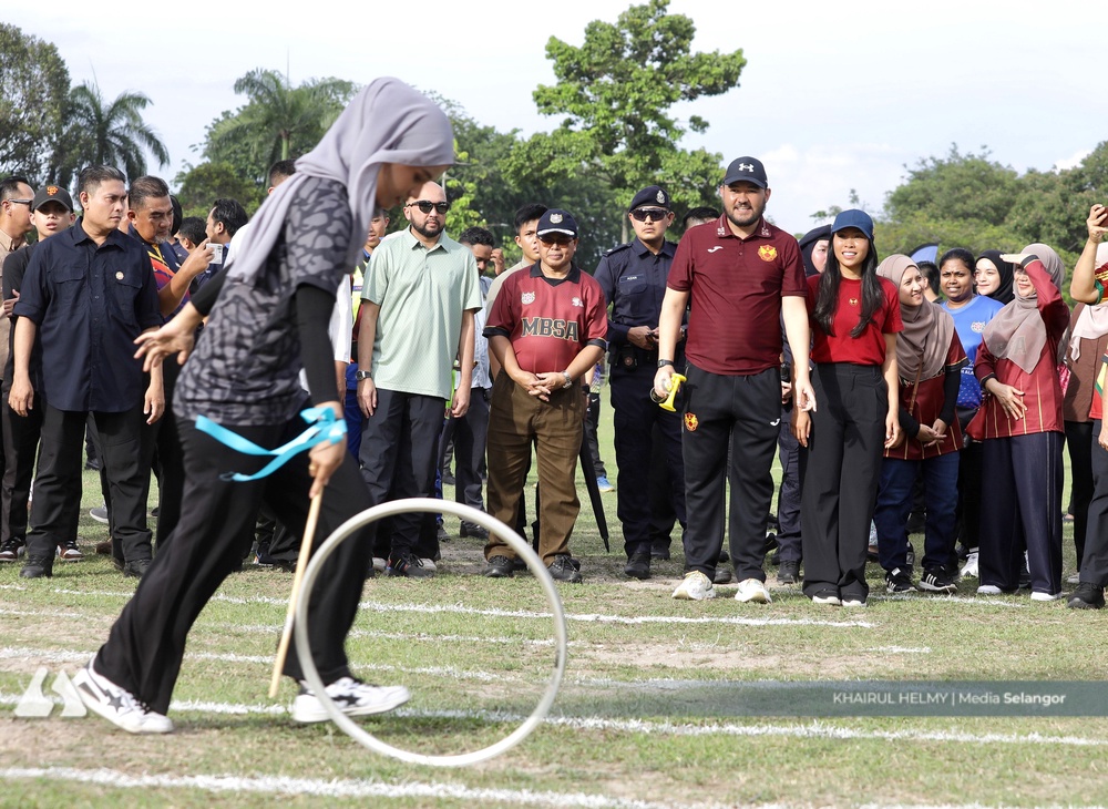 Raja Muda Selangor, isteri warnai sukan rakyat sempena Majlis Santunan ...