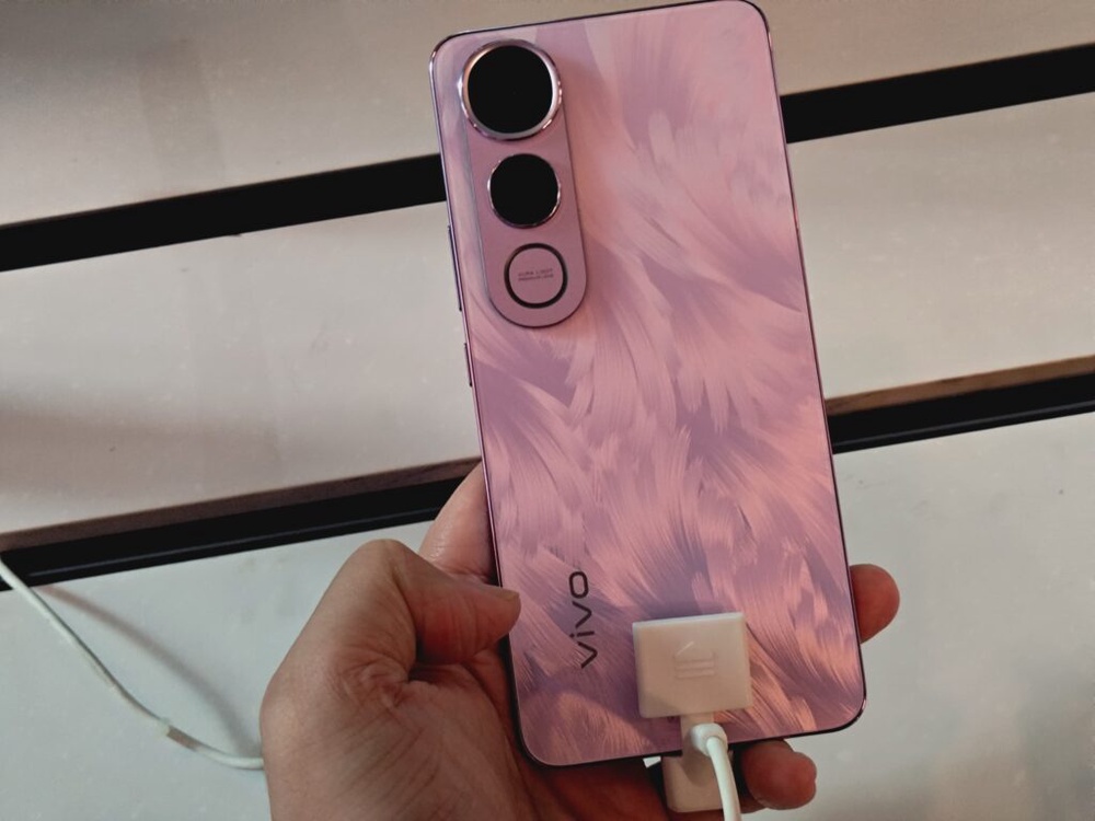 vivo V50 Lite now available in Malaysia with RM1,299 starting price