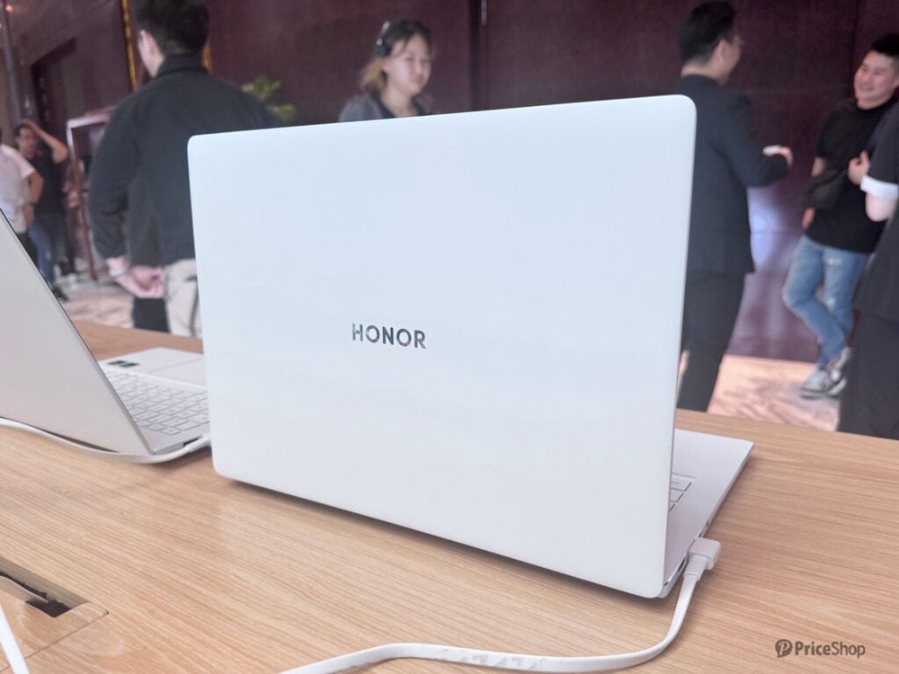 HONOR MagicBook Pro 14 Has Arrived in Malaysia: AI-Infused Cross-Device ...