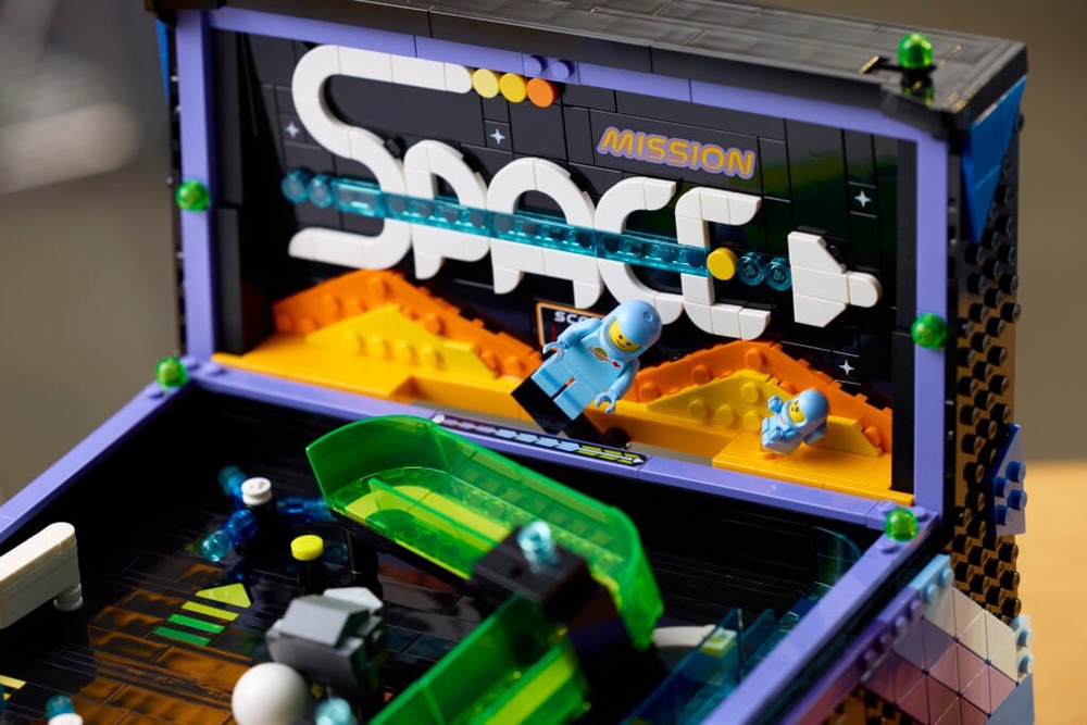 This Lego arcade pinball machine can be yours for just RM899 - Newswav