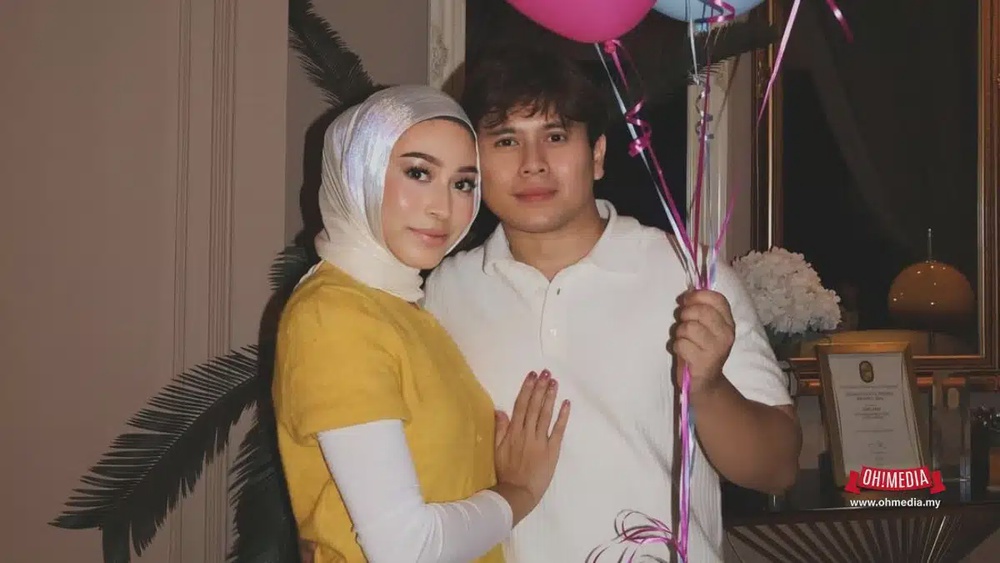 Jofliam Tak Lagi Follow Dewi Di Instagram, Netizen Mula Buat Spekulasi