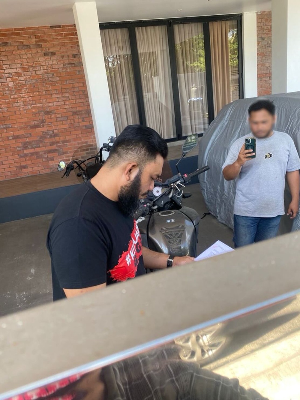 Tak sembang kosong! Asyraf Wajdi serah notis saman fitnah RM1 juta ...