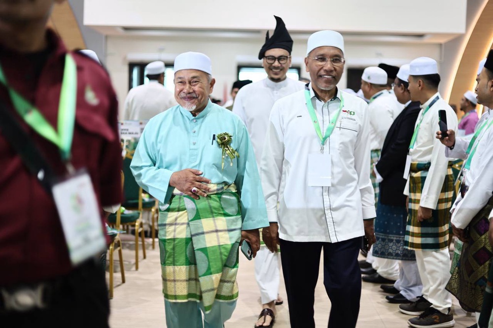 Calon PM PAS: Tuan Ibrahim tolak, Nik Amar kata ‘boleh’ -“Saya boleh ...