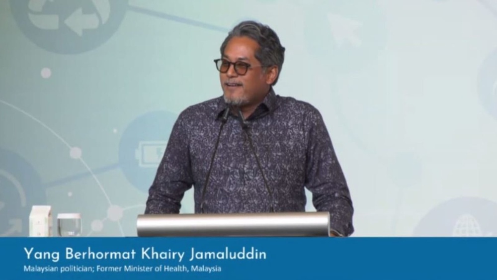 Former Malaysia health minister Khairy Jamaluddin 'thinking about ...