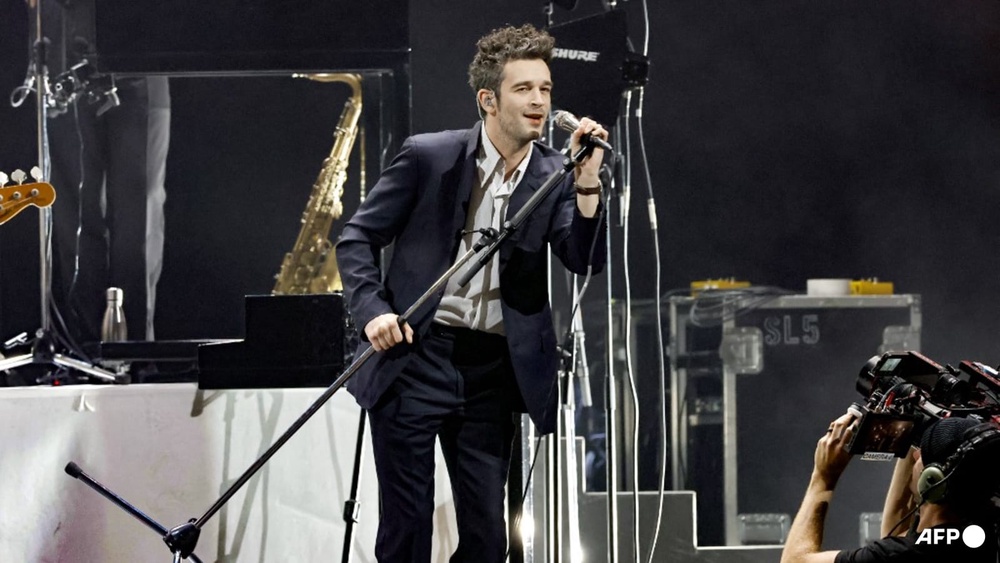 Matty Healy's mum says The 1975 singer and model Gabbriette Bechtel are ...