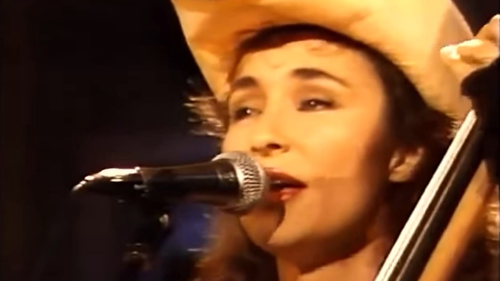 Dixie Chicks founding member Laura Lynch dies in car crash