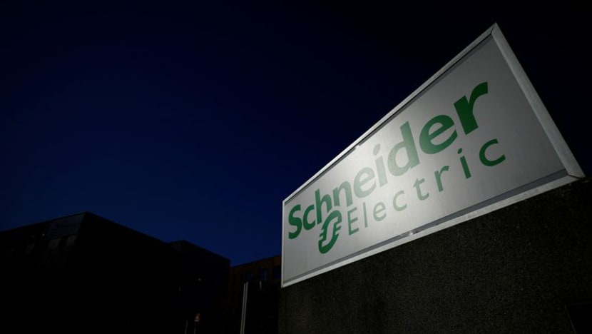 Schneider Electric working with Nvidia to design data center cooling ...