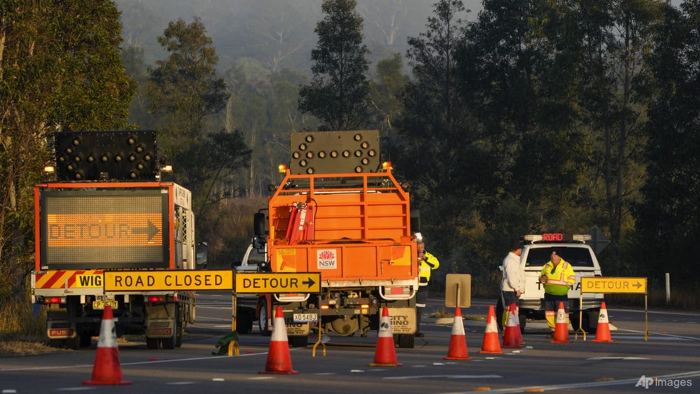 Ten dead in Australia wedding bus crash