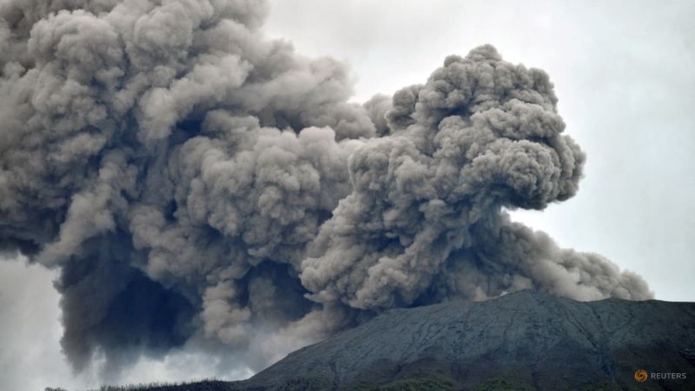 Indonesia volcano death toll rises to 22 as search nears end
