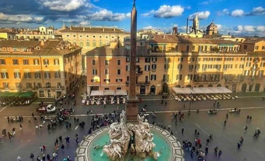 8 Negara dengan Aturan Berpakaian Paling Ketat, Ada yang Melarang ...