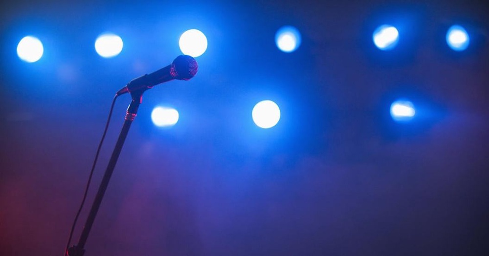 Country Singer Falls Off Stage During Show