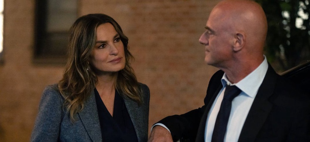 ‘Law & Order: SVU’: Stabler and Benson’s Romance Takes Another Step Forward in Season 27 Premiere