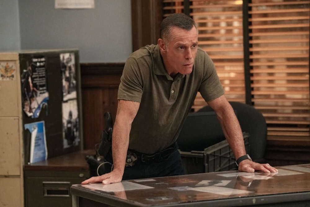 ‘Chicago P.D.’s Jason Beghe and Gwen Sigan Tease ‘A Lot of Stakes’ for ...