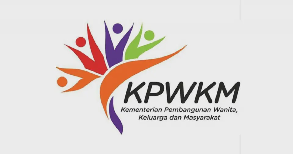 Parents reminded to monitor children playing firecrackers, fireworks Parents reminded to monitor children playing firecrackers, fireworks