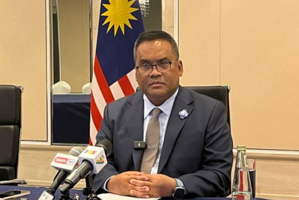 Peranan DBP tonggak utama perluasan bahasa Melayu di China, ASEAN ...