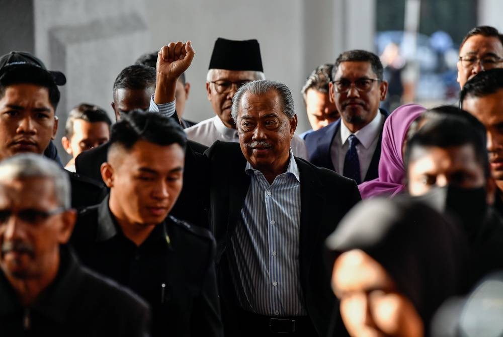 Muhyiddin released on RM2 mil bail Muhyiddin released on RM2 mil bail
