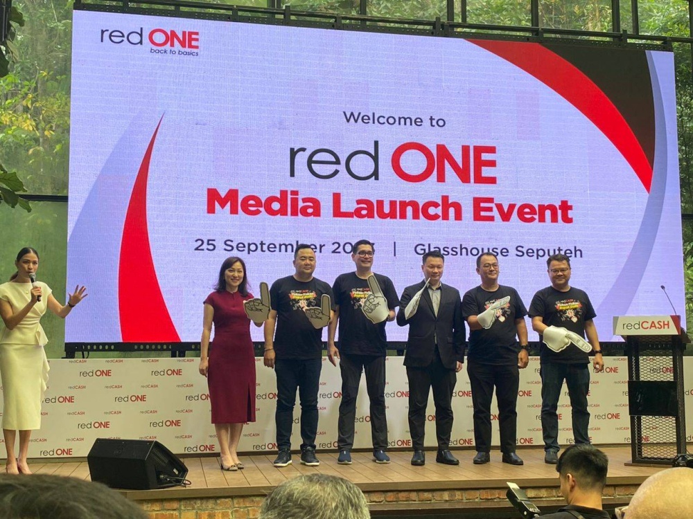 redoNE launches redCASH, Malaysia's first telco-powered online money lending platform