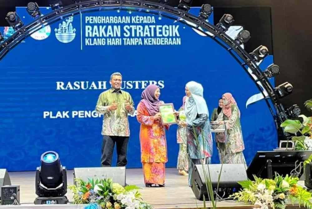 Rasuah Busters honoured by Klang Municipal Council for anti-corruption ...