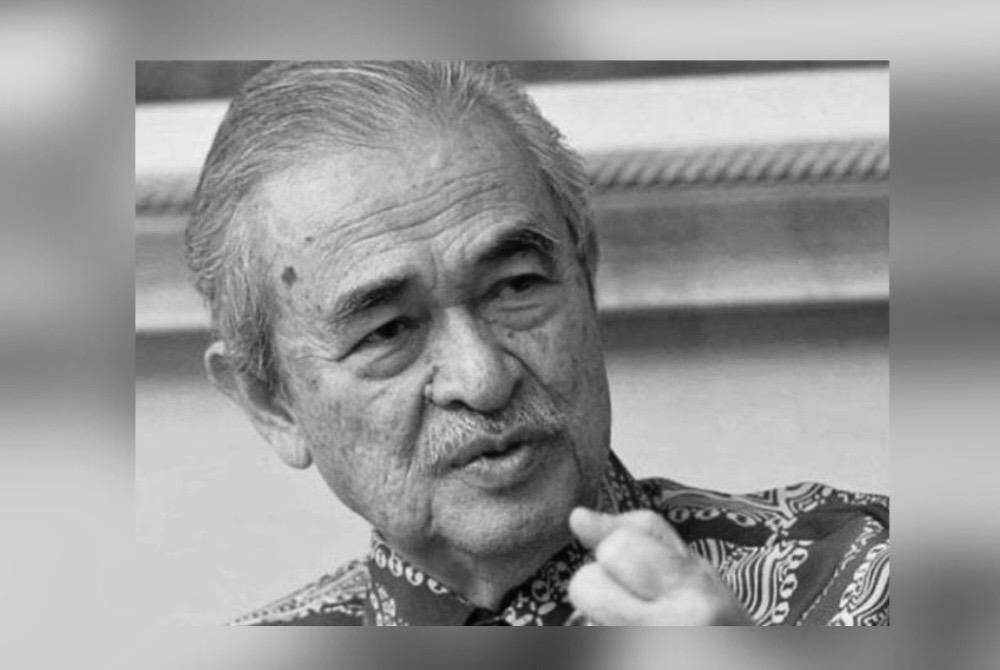 Former PM Tun Abdullah Ahmad Badawi passes away at 85