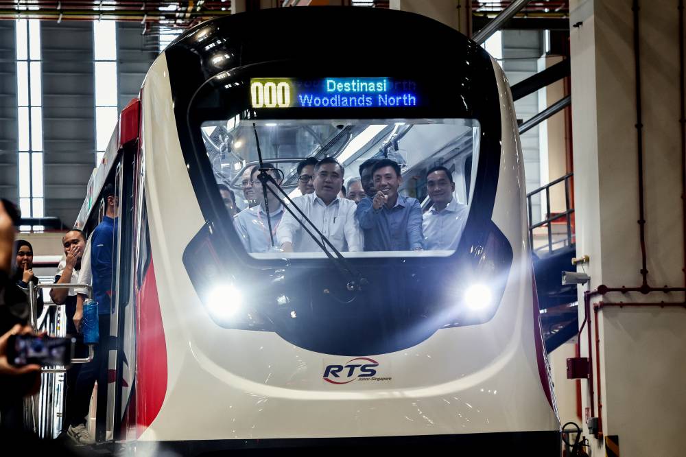Malaysia, Singapore unveil first driverless train set for RTS link