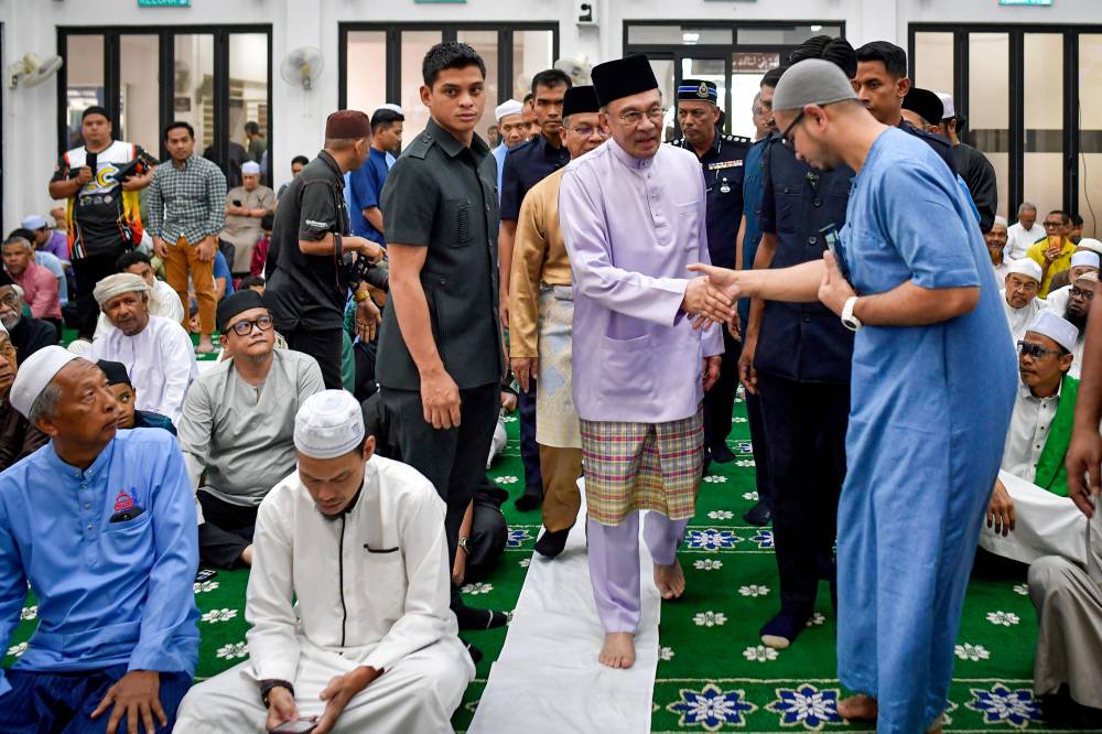 Amir Hamzah, Johari to serve in acting roles until new ministers ...