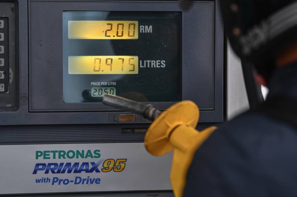 PM promises RON95 to be as low as RM1.99 per litre soon