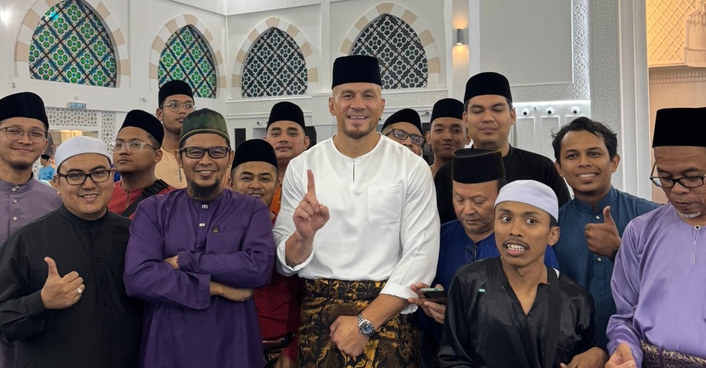 Sonny Bill Williams Kongsi Momen Iftar Di Johor