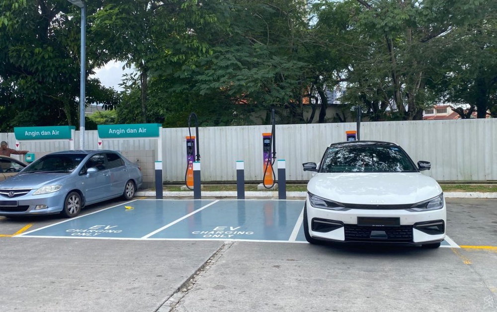Gentari’s 150kW DC Charger at Petronas NKVE (Northbound) is now live, RM1.50 per kWh