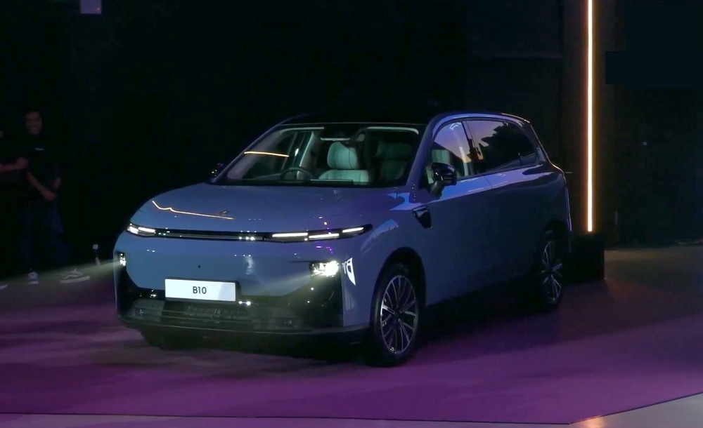 Leapmotor B10: Stellantis’ answer to the Proton e.MAS 7, priced from ...