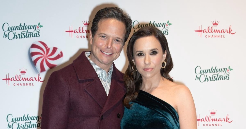 Lacey Chabert Talks Working With 'Party of Five' Co-Star Scott Wolf in ...