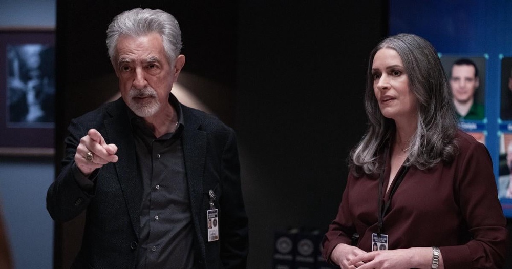 Criminal Minds Evolution Joe Mantegna And Zach Gilford On Rossi And