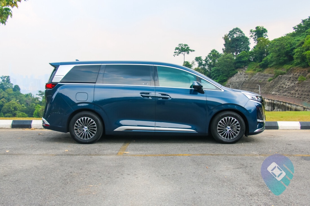 Updated 2026 Denza D9 Leaked, Has Up To 557 PS Now Too - Newswav