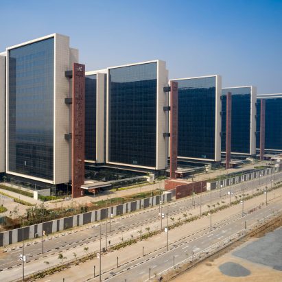 Morphogenesis completes world's largest office building in India