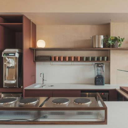 Chai Guys Portobello cafe interior evokes "the colour of spices"